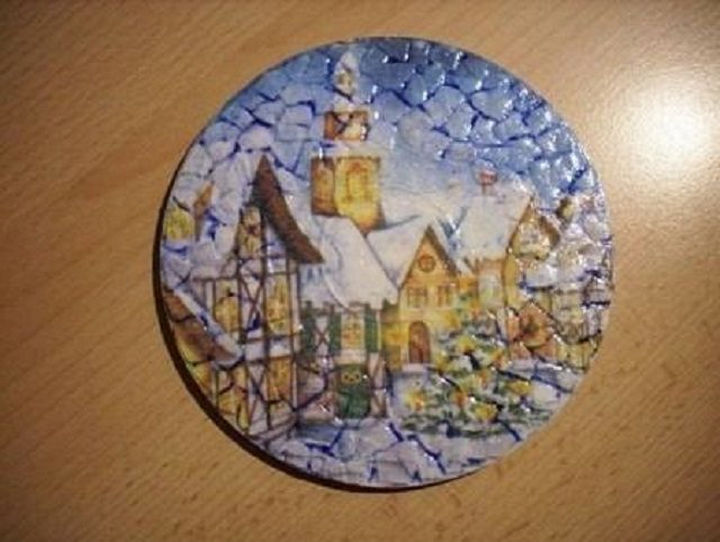 16 DIY CD Craft Ideas Using Recycled CDs That Are Scratched