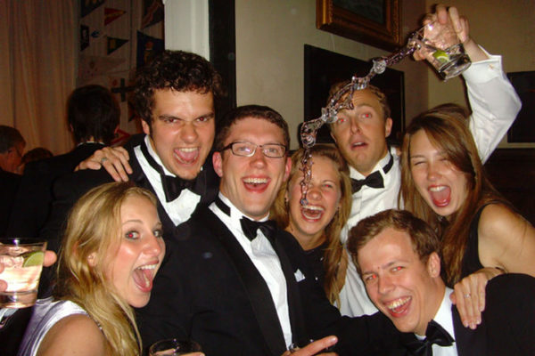 25 Perfectly-Timed Photos Captured Just Moments Before Disaster Strikes