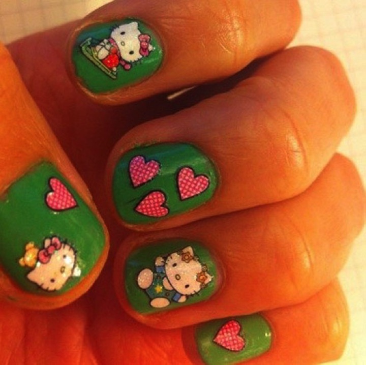 14 Hello Kitty Nails and Nail Art That Are Simply Too Adorable