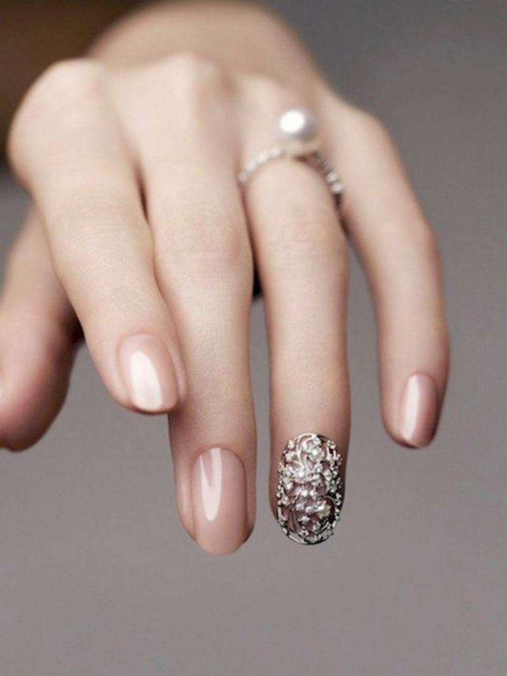 18 Wedding Nails and Nail Art Designs