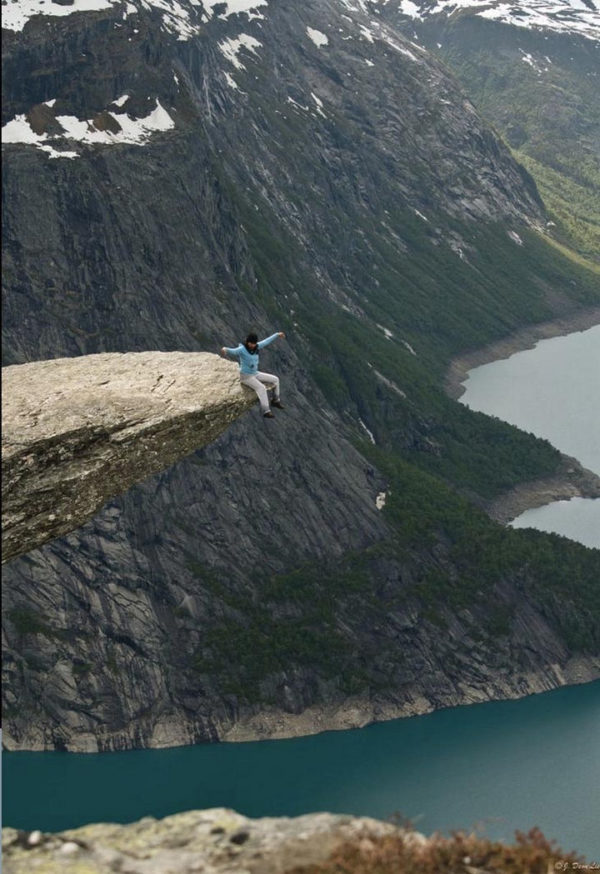 32 Photos of People (Adrenaline junkies) Who Look Fear in the Eyes