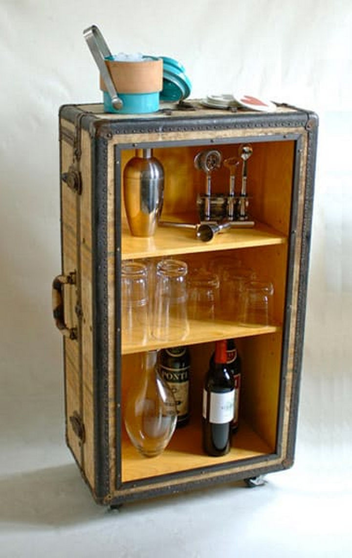 18 DIY Home Bars and Bar Cart Designs Perfect for the Home or Patio