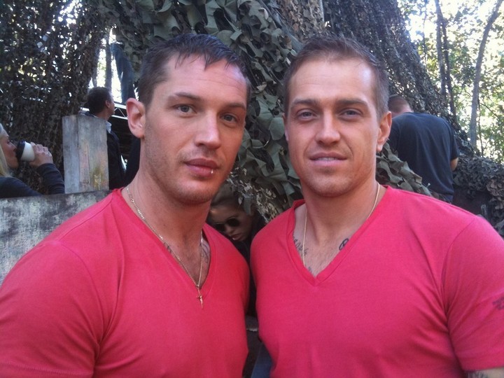 19 Stunt Doubles Hanging Out with the Famous Actors They Portray