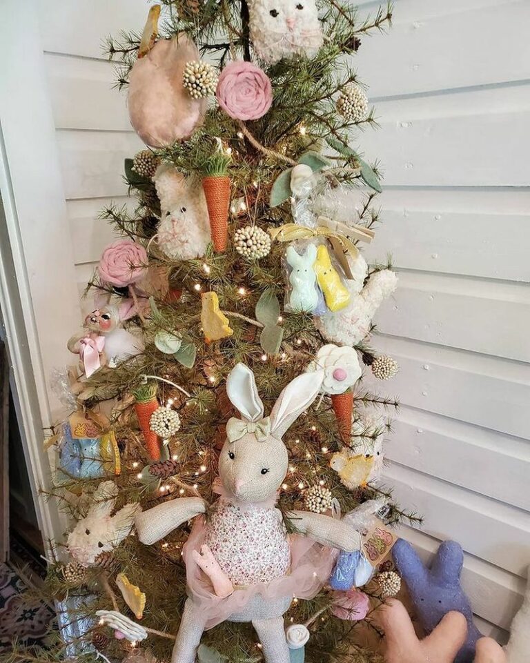 Easter Christmas Tree Decorating Ideas Featuring Cute Ornaments