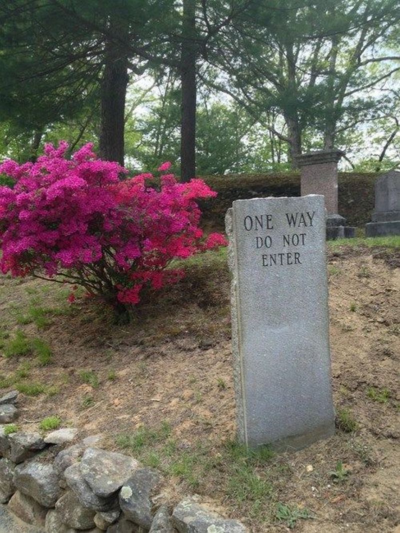 31 Funny Tombstones You Won’t Believe Exist