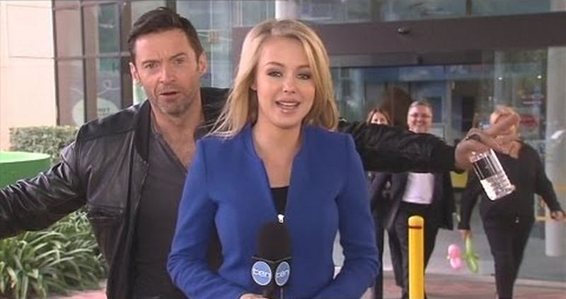 31 Best Celebrity Photobombs Fans Will Love